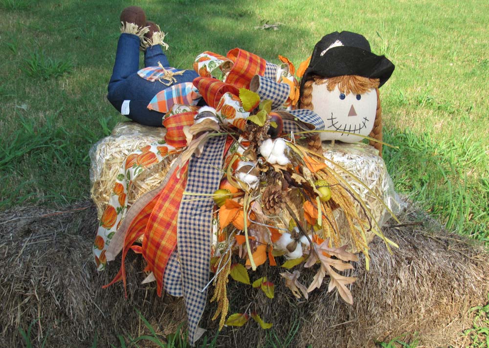 2017 Straw Bale Scarecrow Tutorial — Trendy Tree